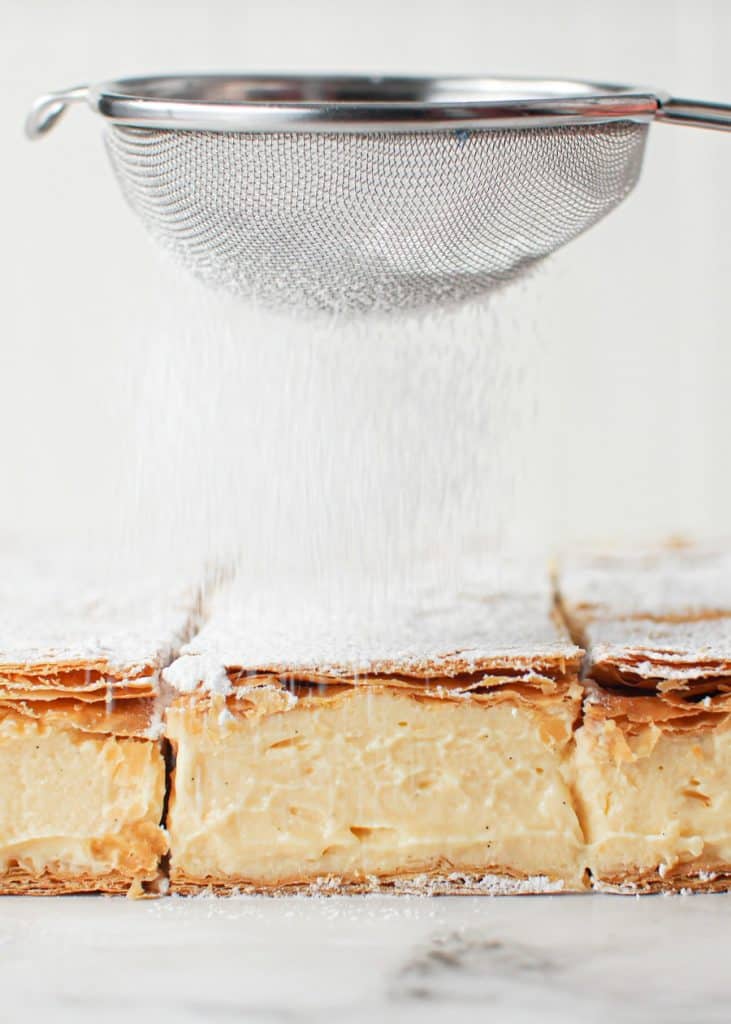 Classic Vanilla Slice - So easy! - www.thescranline.com