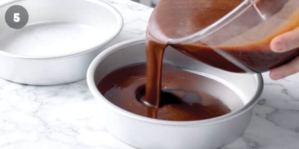 Easy Chocolate Fudge Cake - The Scranline