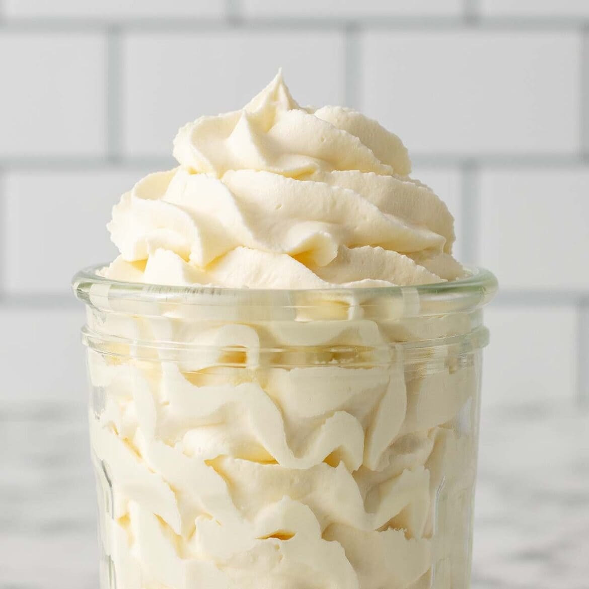 Easy Whipped Cream Recipe (Chantilly Cream) - The Scranline