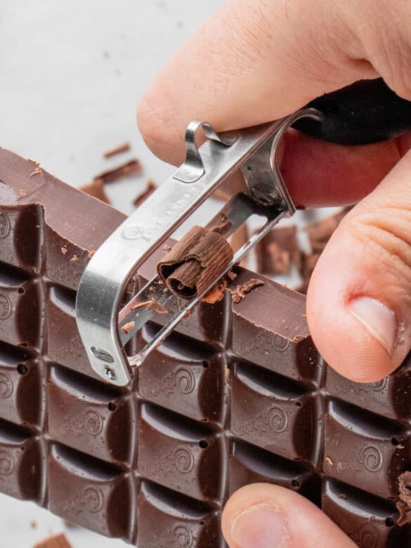 How To Make Chocolate Curls - The Scranline
