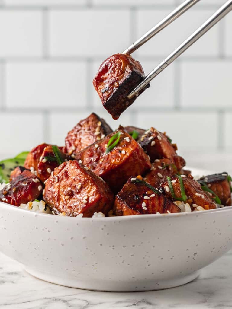 Crispy Salmon Rice Bowl - The Scranline