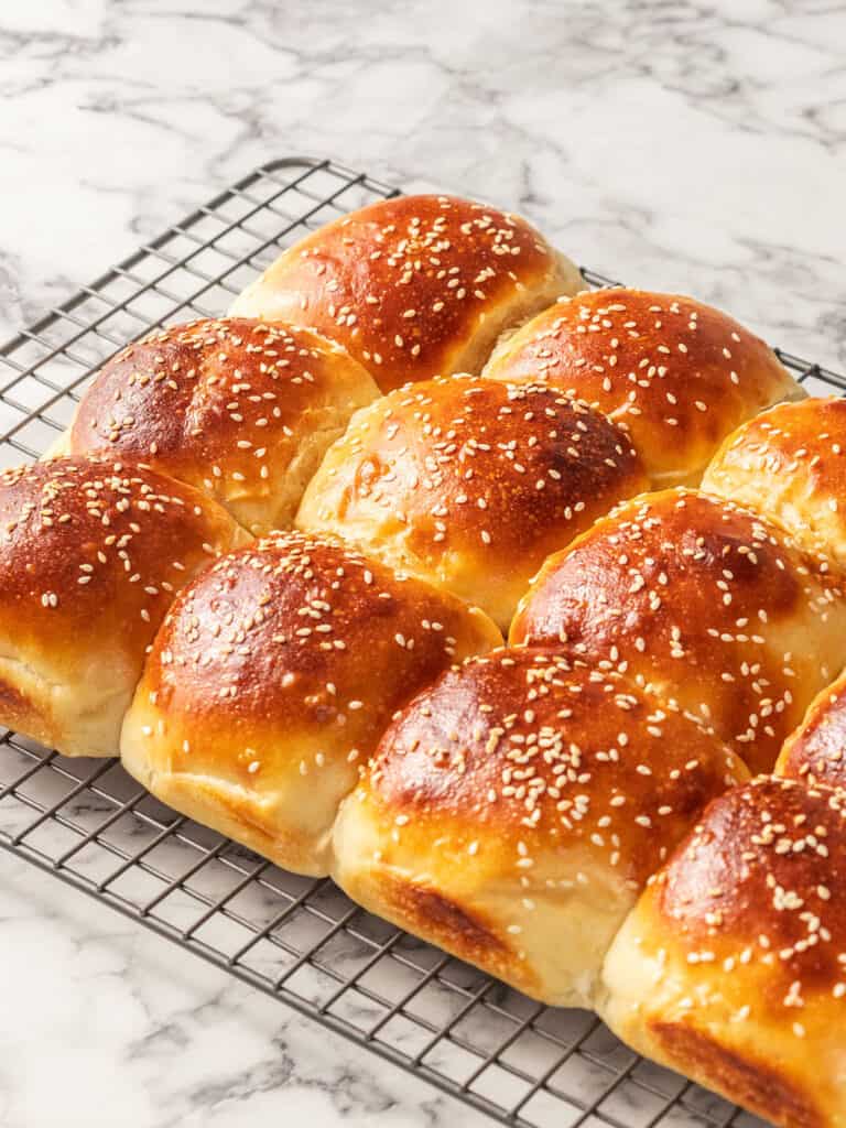 Soft Home Made Dinner Rolls - The Scranline