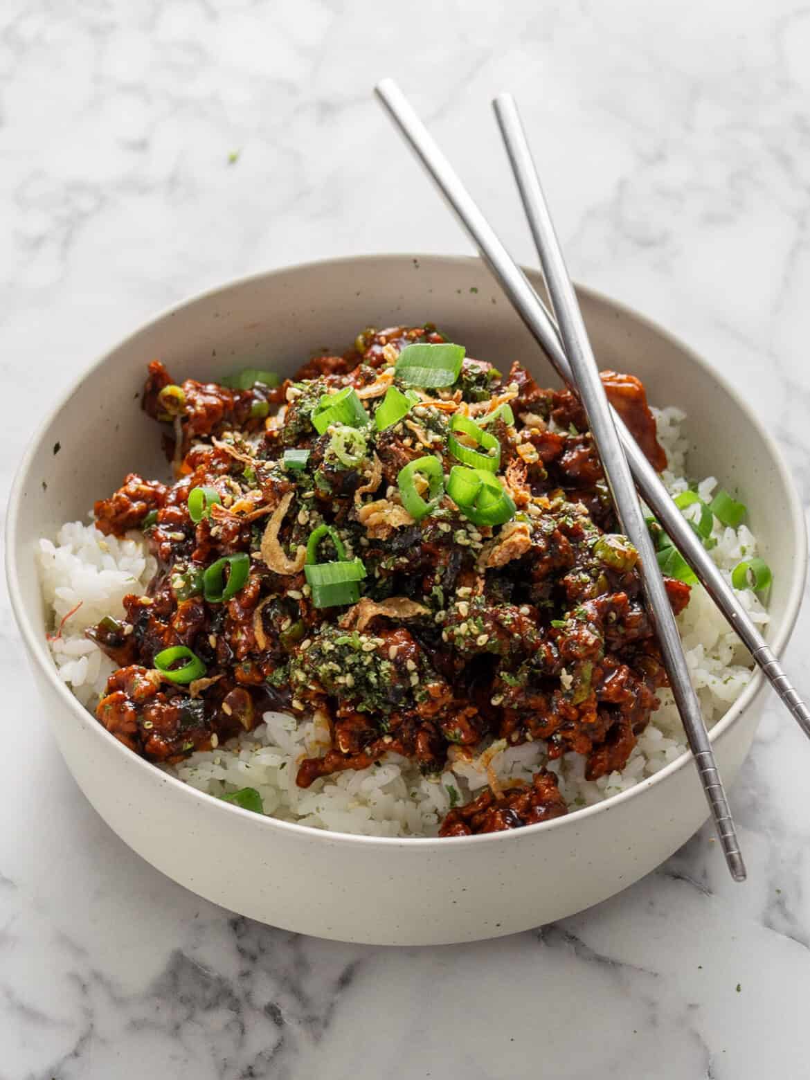 Easy Asian Chicken Rice Bowls - The Scranline