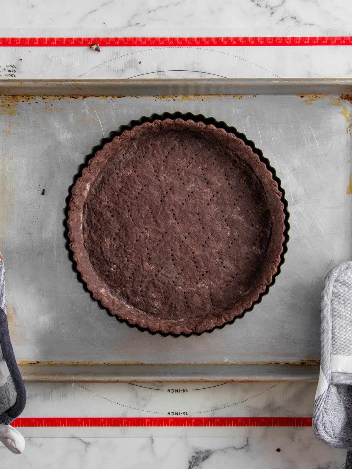 How To Make A Crisp Chocolate Pastry Tart Shell (Pâte Sucrée) - The ...