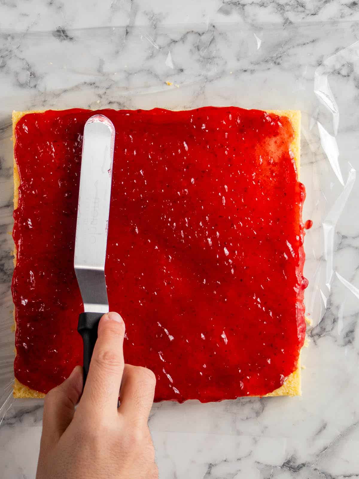 Fluffy Raspberry Filled Lamingtons Recipe - The Scranline