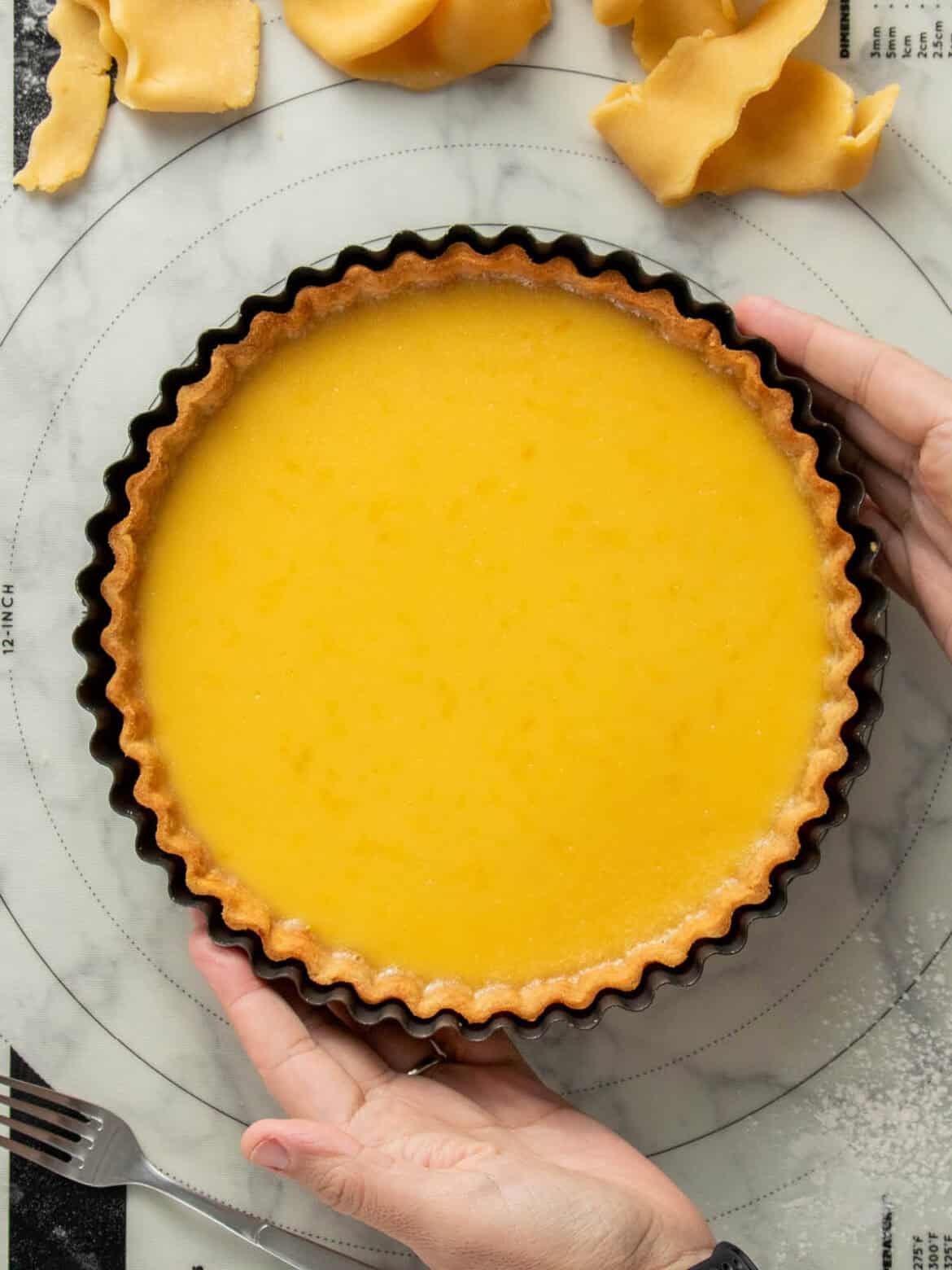 Smooth And Creamy Baked Lemon Meringue Pie - The Scran Line