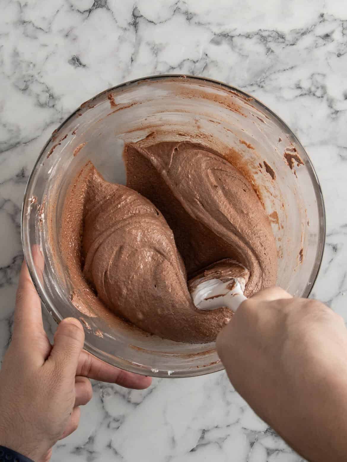 Foolproof Chocolate Macarons Recipe - Step-By-Step - The Scranline