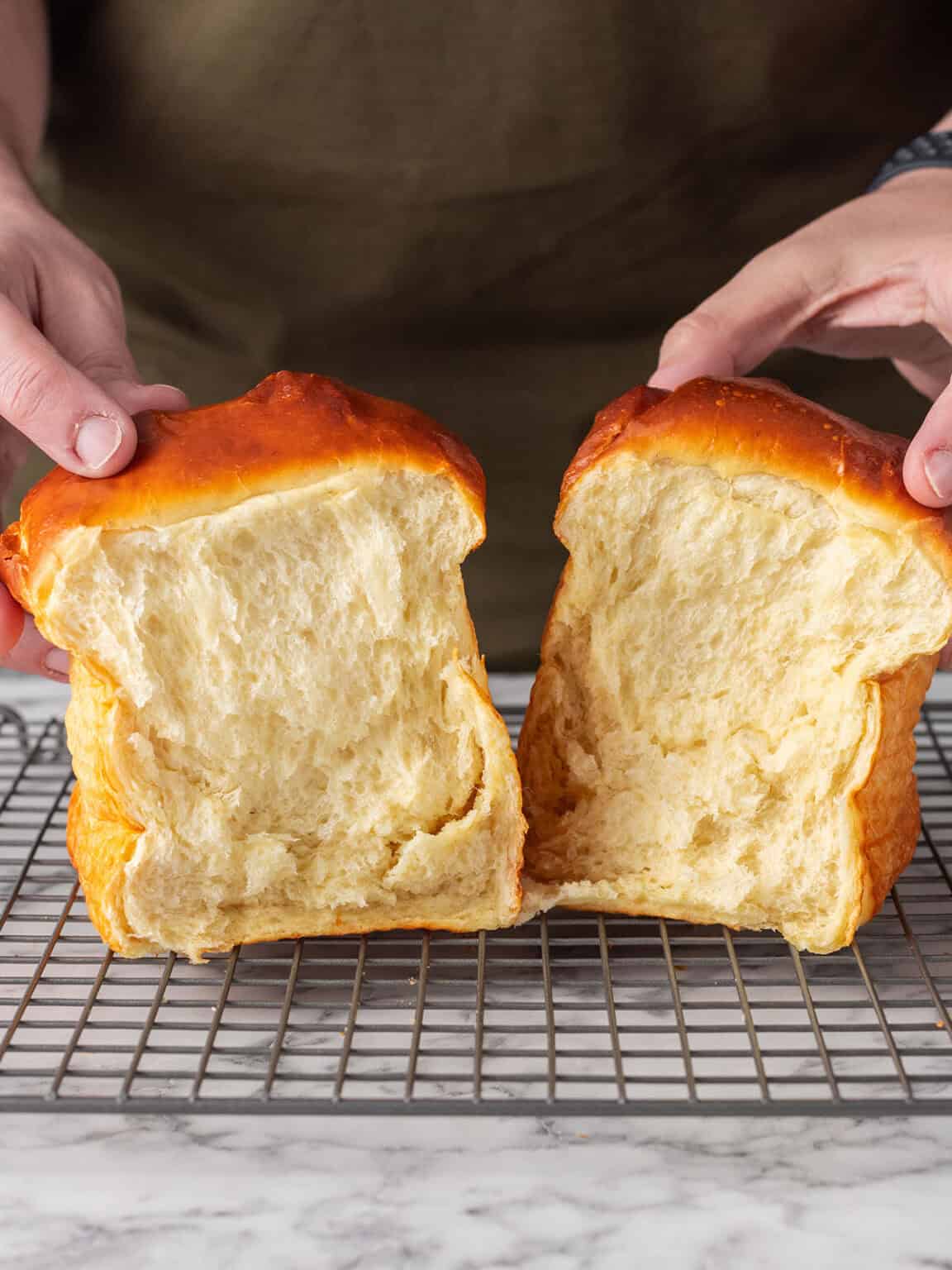 Soft Japanese Milk Bread Recipe (Hokkaido) - The Scranline