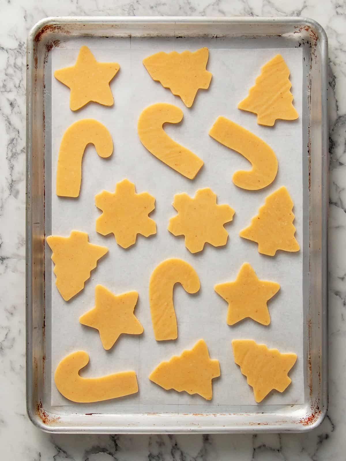 Easy Christmas Vanilla Sugar Cookies With 2 Ingredient Icing - The ...