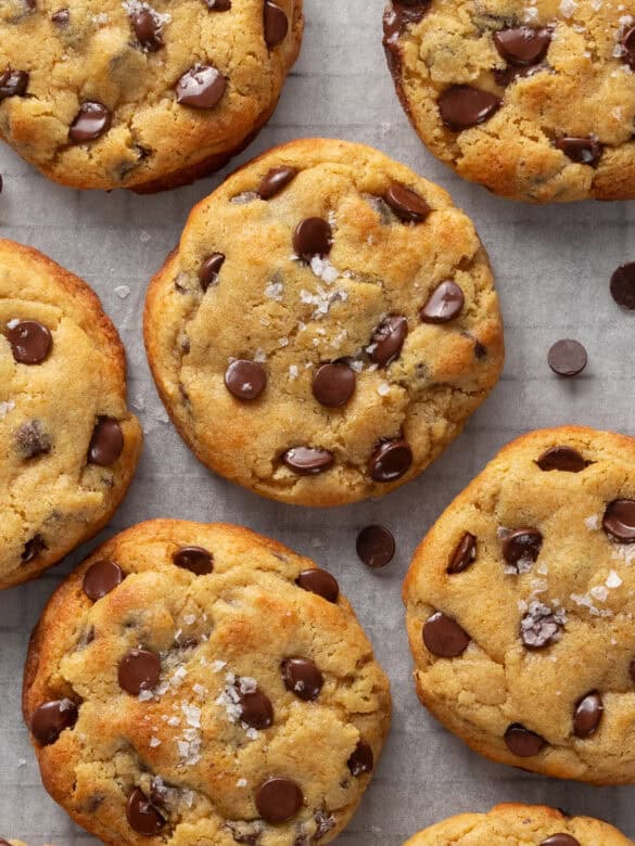 Bakery Style NYC Chocolate Chip Cookies - The Scranline