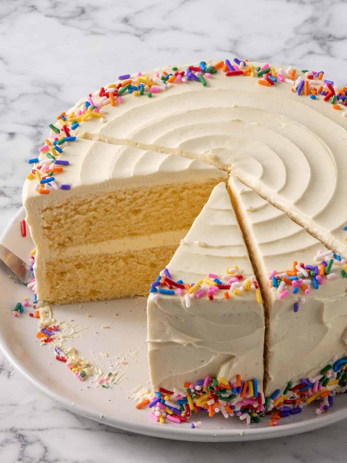 Soft Bakery-Style Vanilla Cake Recipe - The Scranline