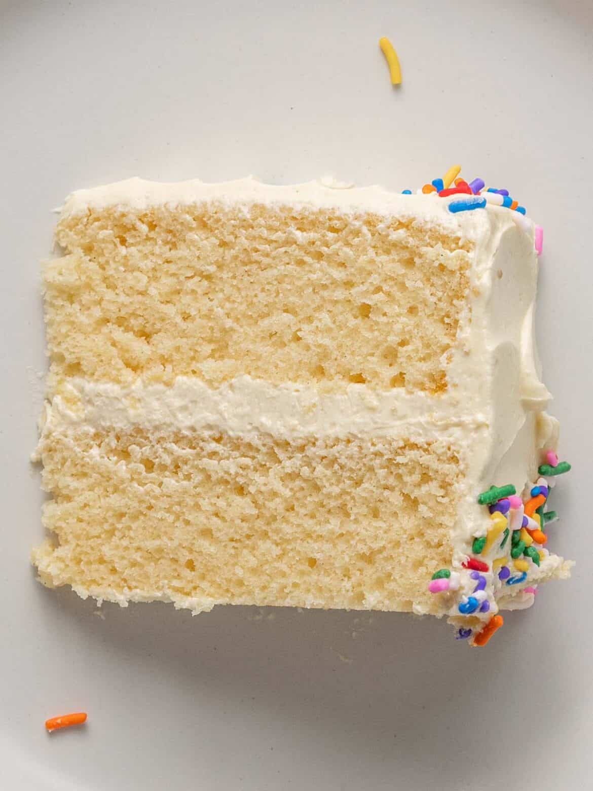 Soft Bakery-Style Vanilla Cake Recipe - The Scranline