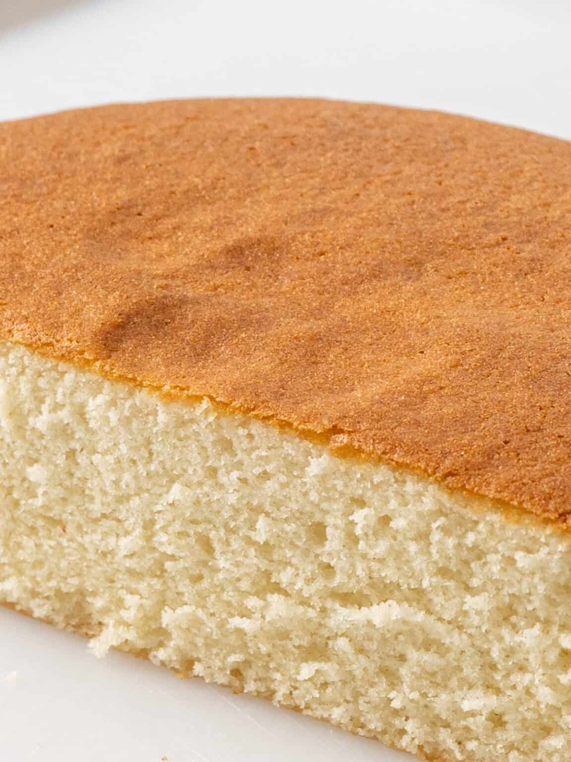 Soft Bakery-Style Vanilla Cake Recipe - The Scranline