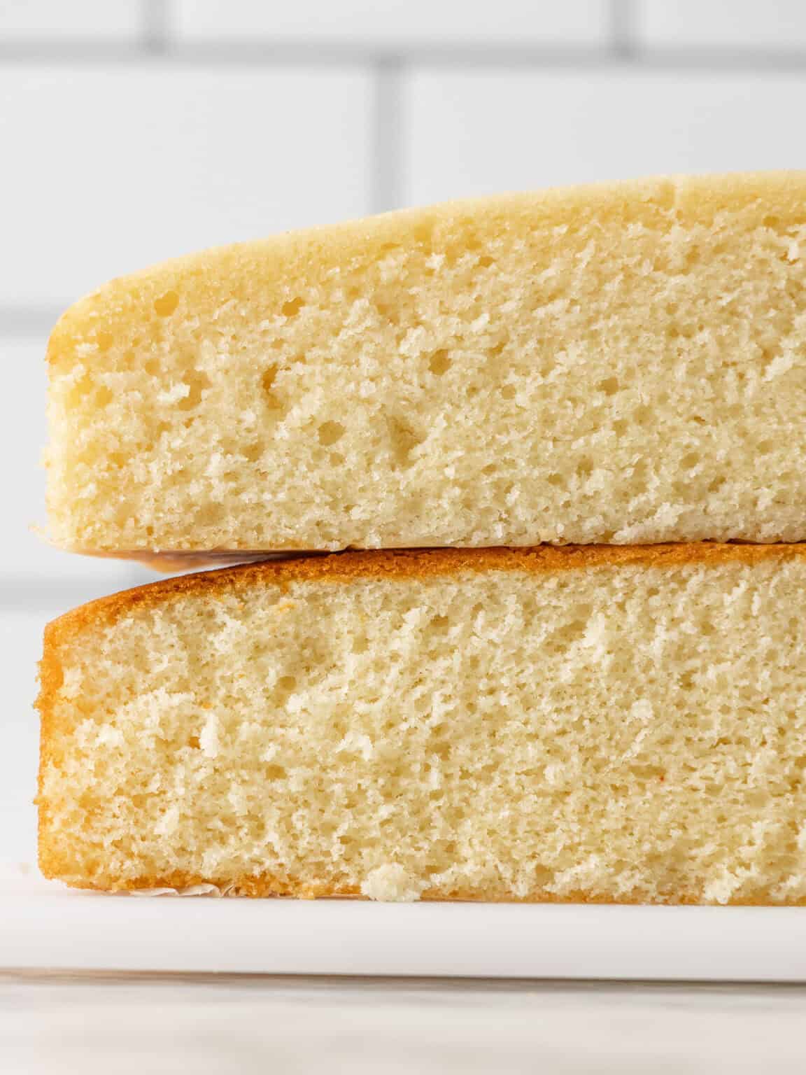 Soft Bakery-Style Vanilla Cake Recipe - The Scranline