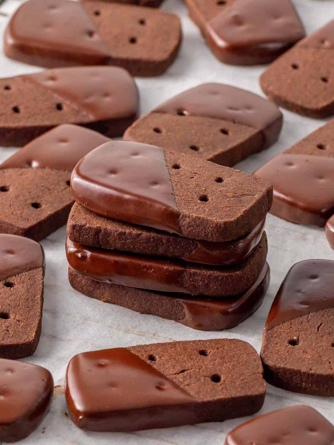 30 Minute Chocolate Shortbread Recipe - The Scranline